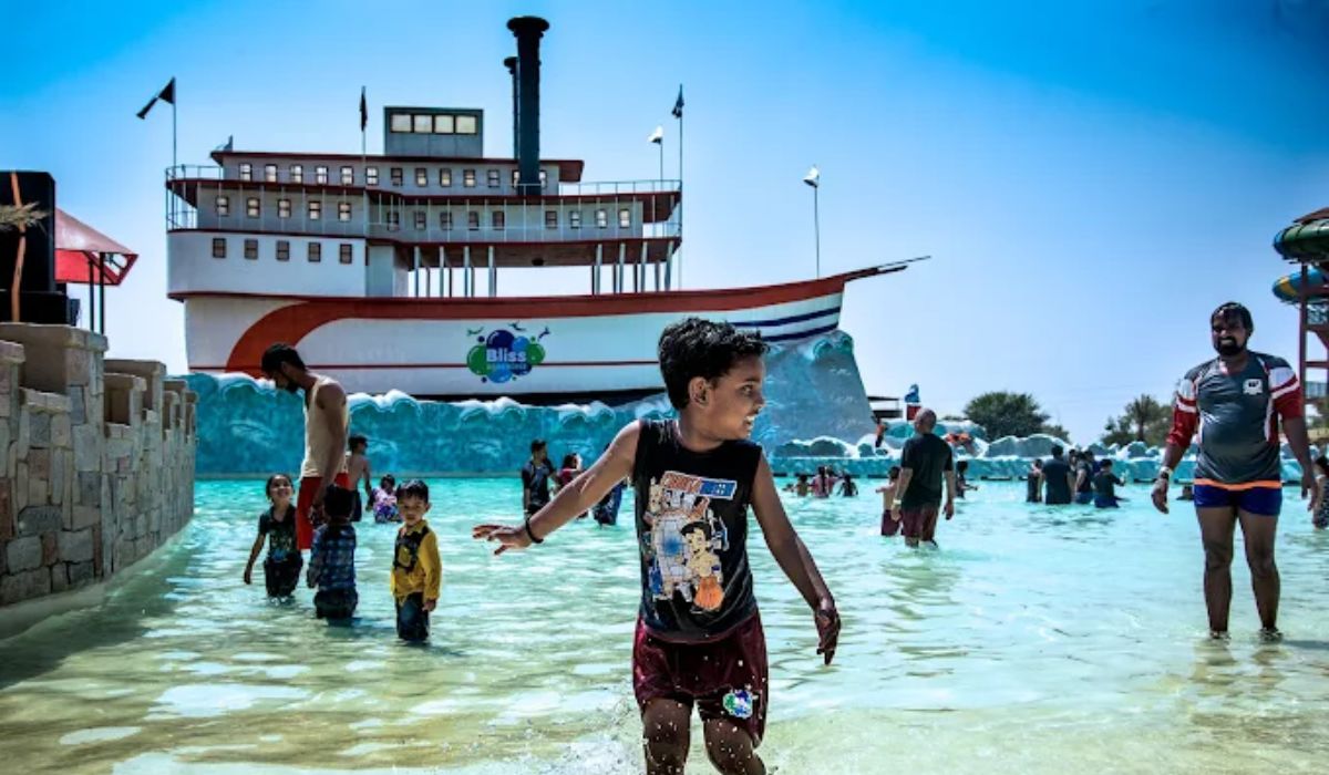 Bliss Water Park, Gujarat – Ticket Price, Timings, Rides